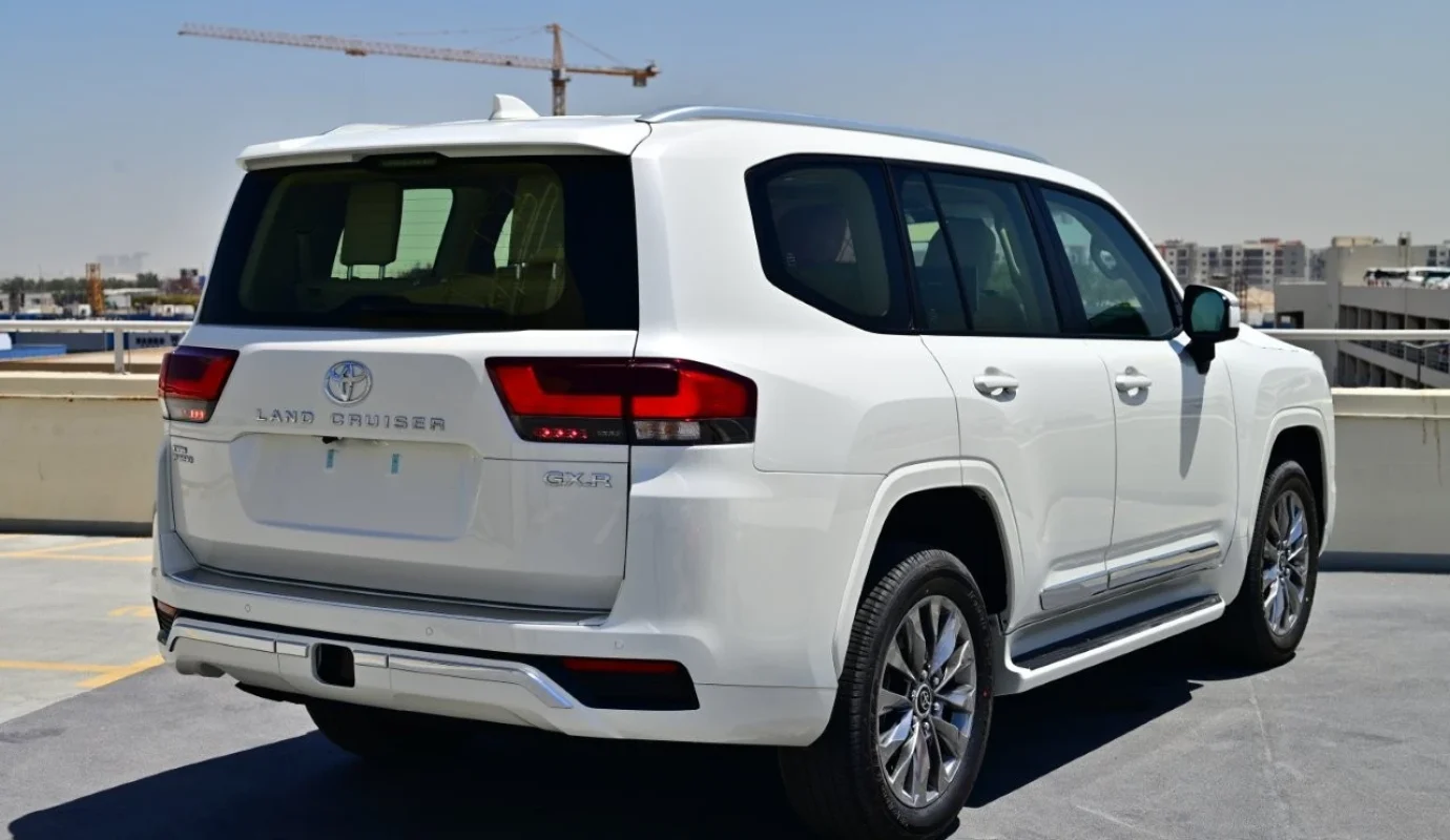 2026 Toyota Land Cruiser GXR-4 V6: Specs & Features Review